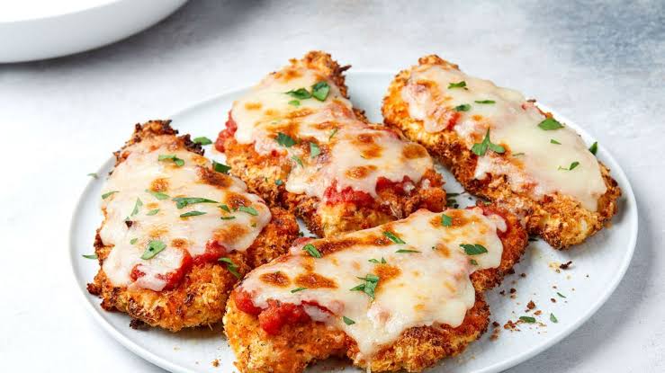 How To Make Chicken Parmas At Home– The Lucky Pig